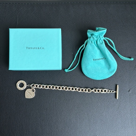 Tiffany & Co. | Jewelry | Tiffany Co Vintage Heart Tag Toggle Bracelet ...